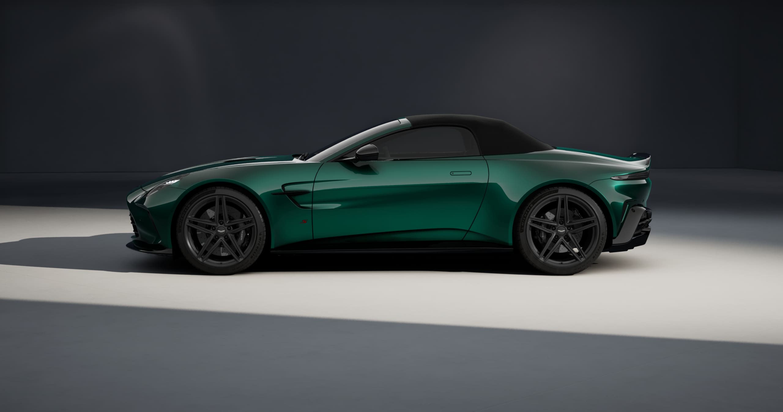New Vantage S Roadster | Aston Martin Brussels